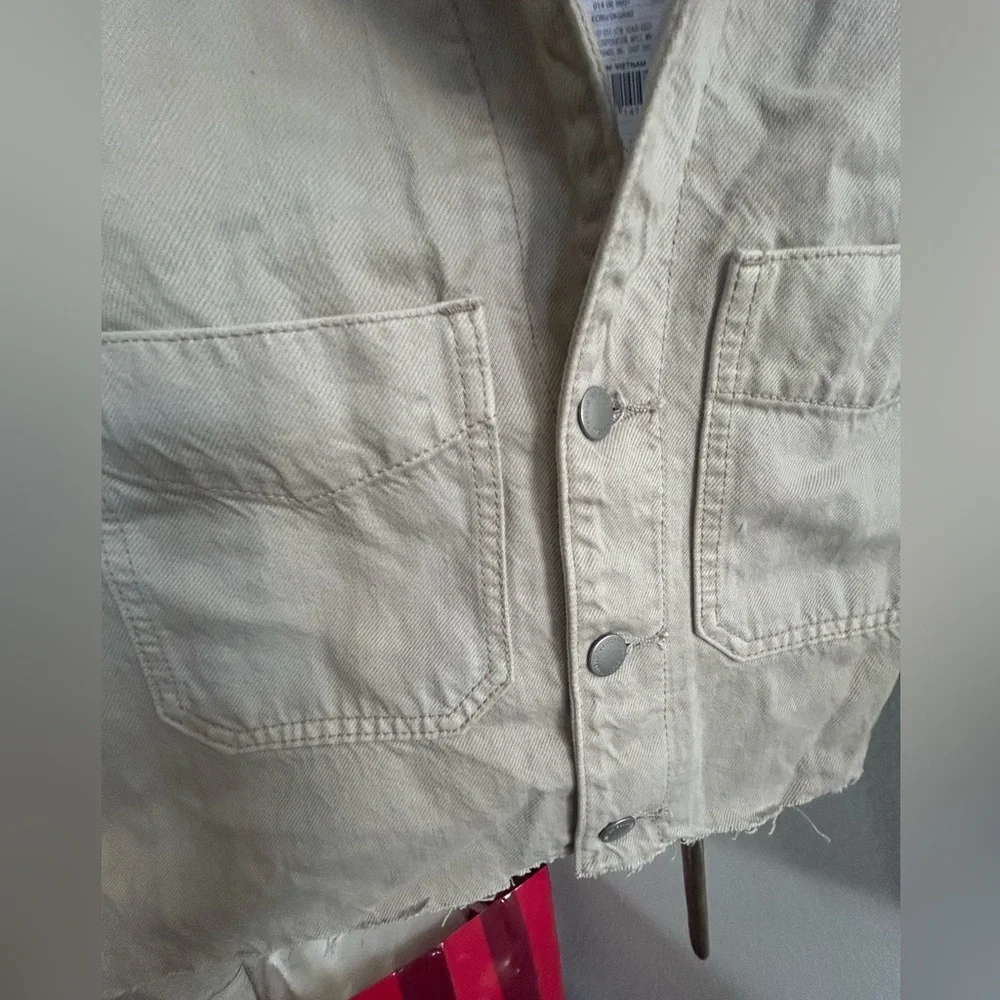 Universal Thread | Jackets & Coats | Nwt Universal Thread Cropped Khaki ...